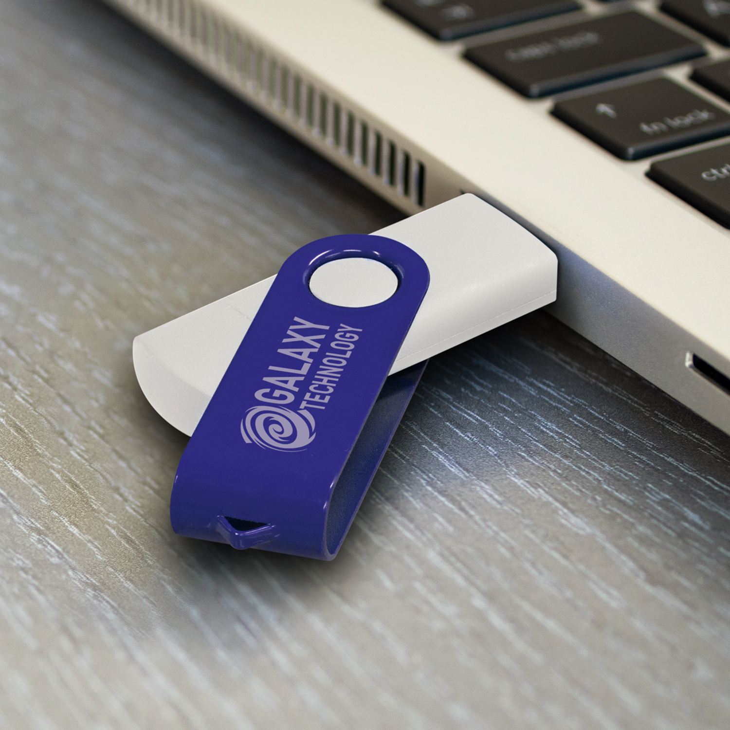 TRENDS | Helix 8GB Dual Flash Drive