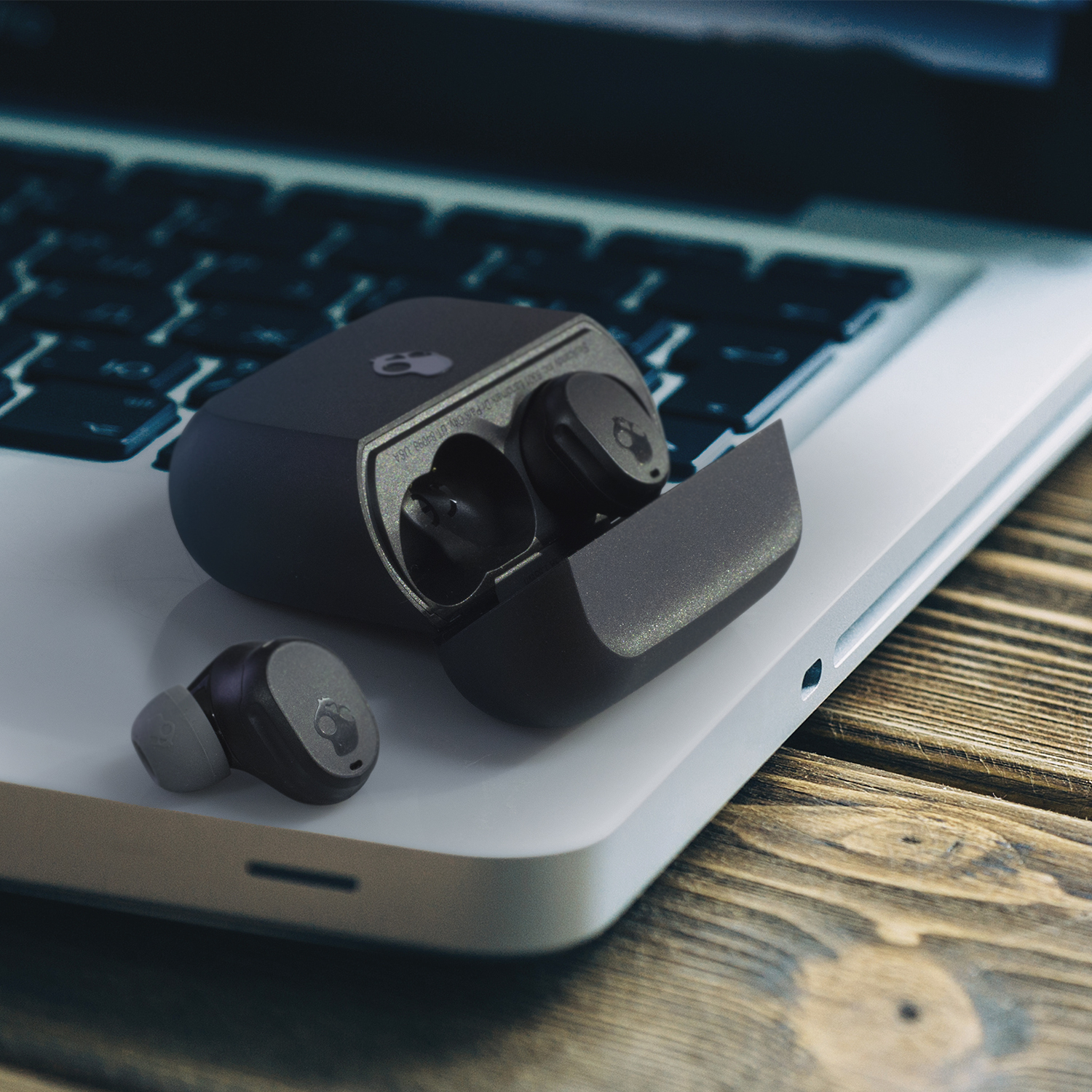 TRENDS | Skullcandy Mod TWS Earbuds