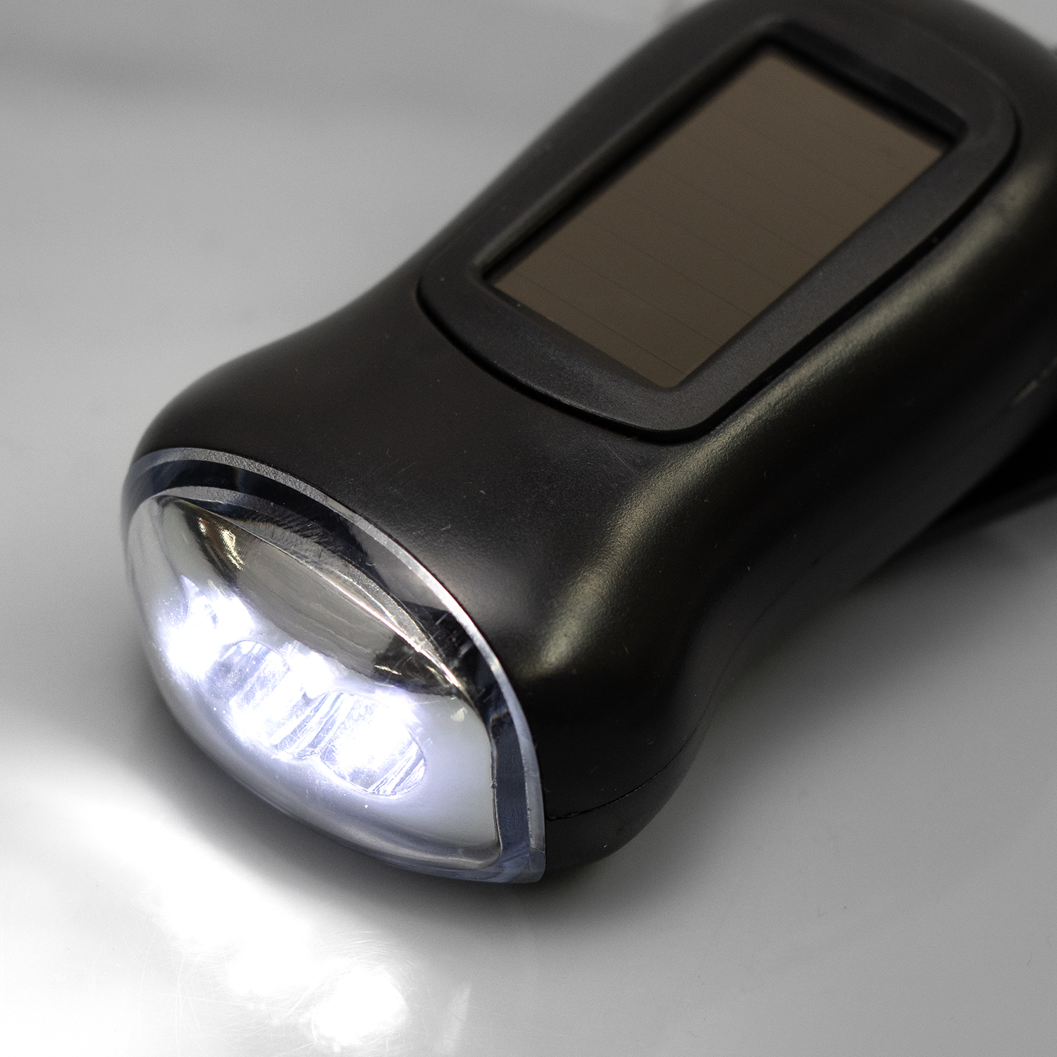 TRENDS | Dynamo Solar Torch