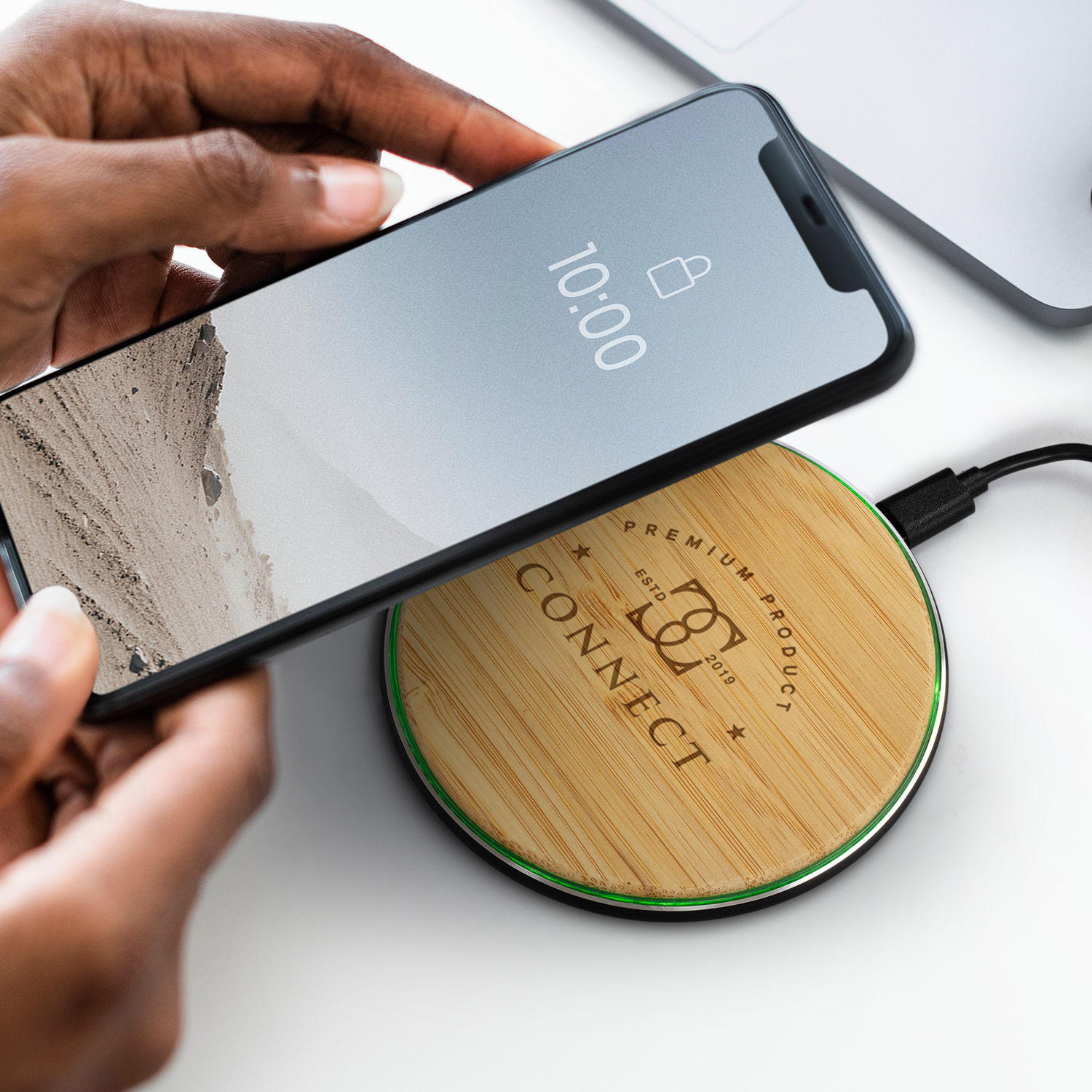 TRENDS | Bamboo 15W Wireless Fast Charger