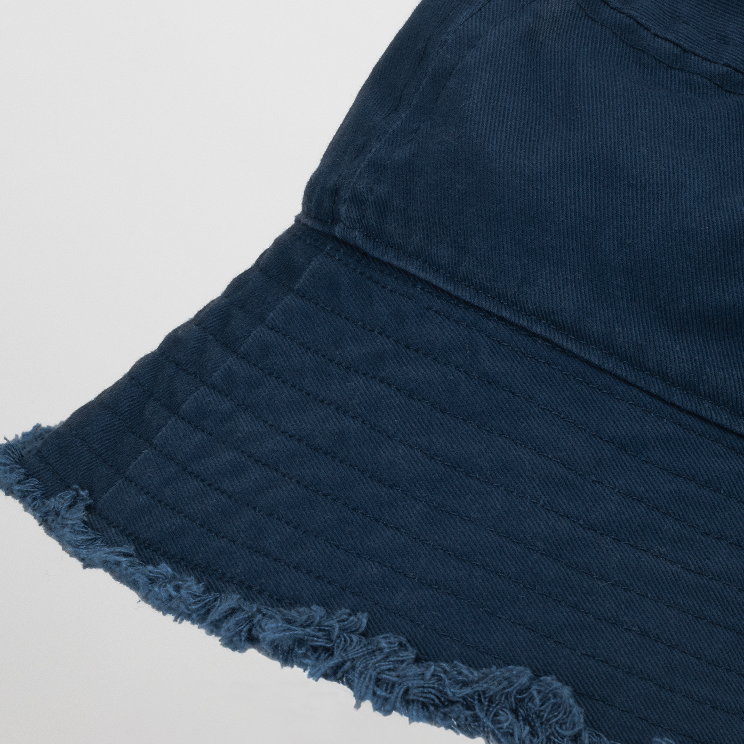 TRENDS | Raw Edge Bucket Hat